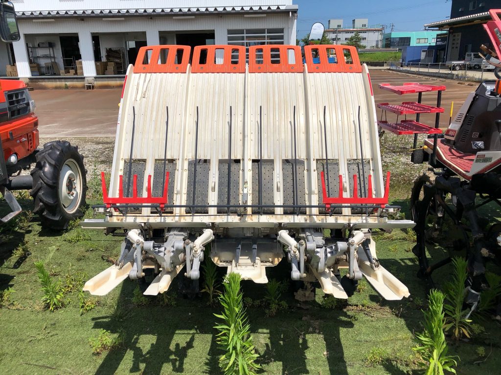 Yanmar 4 rows Rice Transplanter Pe-4 – JAT Used Market