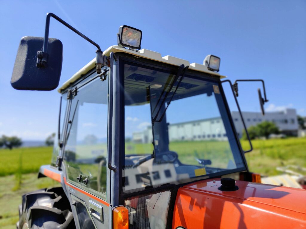 Kubota GL40 4WD Tractor 40ps w/ Rotary 1700mm, cabin, a/c – JAT Used Market